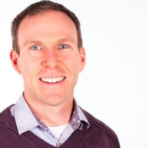 How To Become An Authority | 45 Experts Share Their Strategies